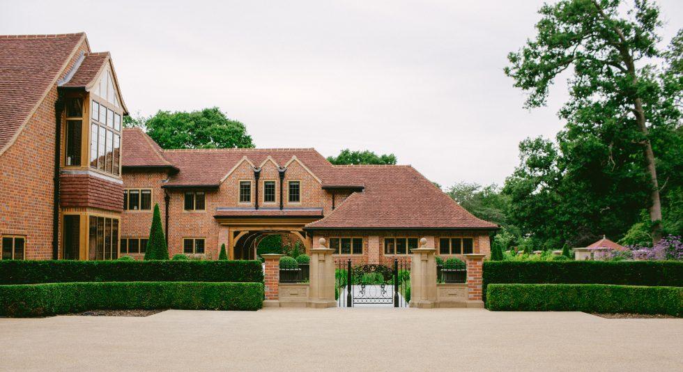 Arts and Crafts Country House in Oxfordshire - Jonathan Lees Architects