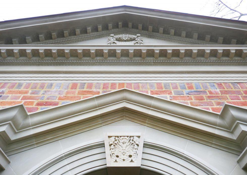 Carved Keystone - Jonathan Lees Architects